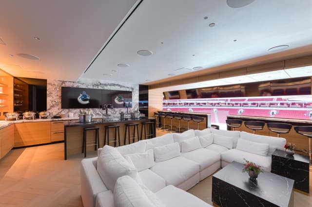 Canucks - Rental Suites
